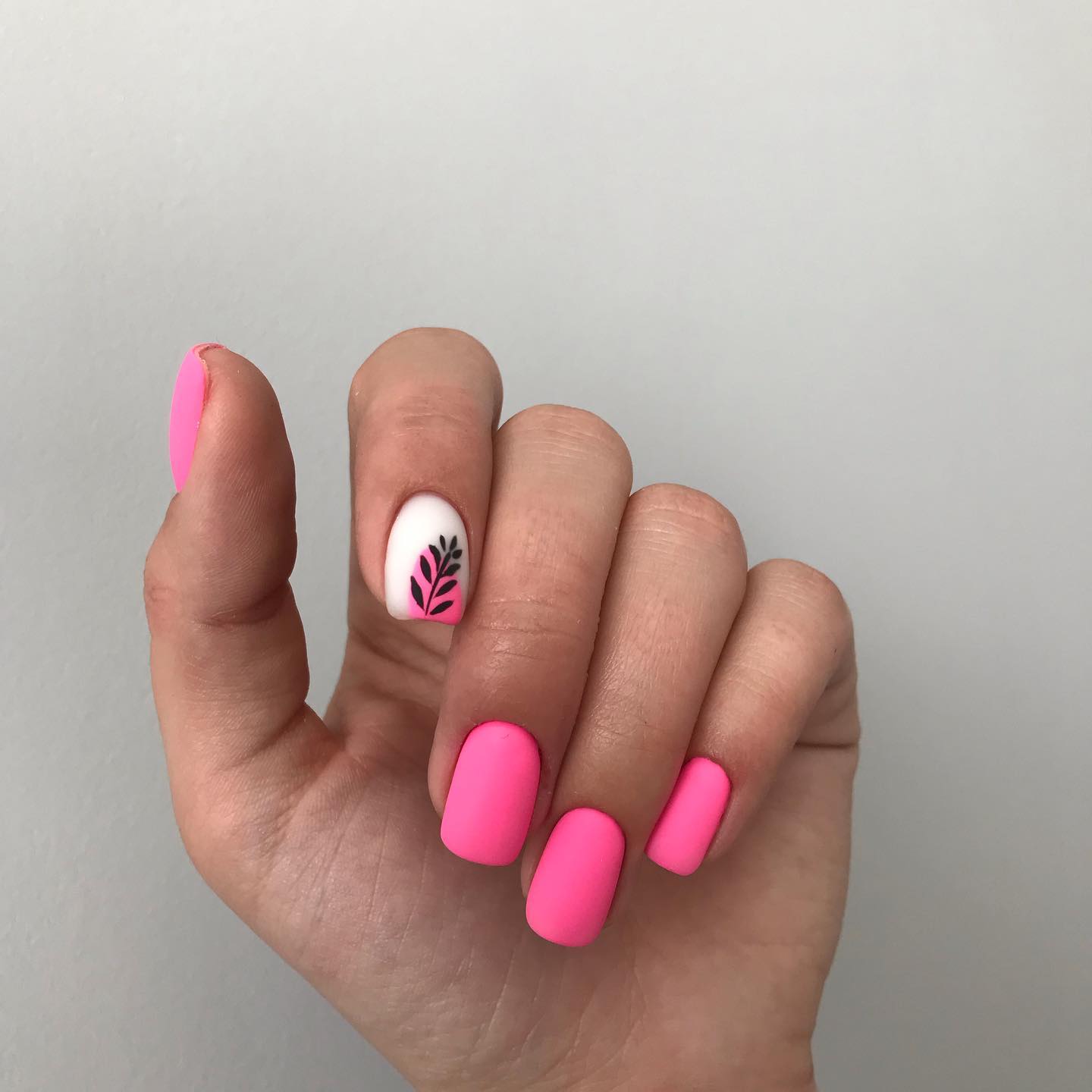 30 Rocking Matte Nails for a Complete Look - Hairstylery