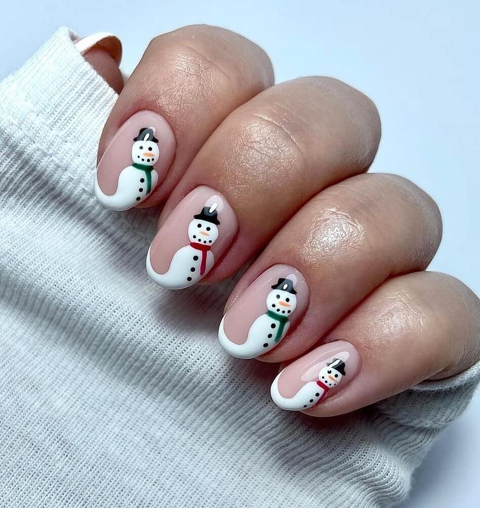 50 Christmas Nails Design Ideas for This Holiday Season - Hairstylery
