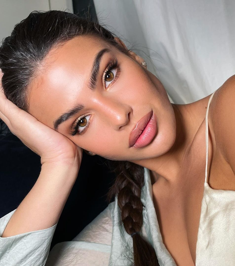 Light Prom Makeup For Brown Eyes