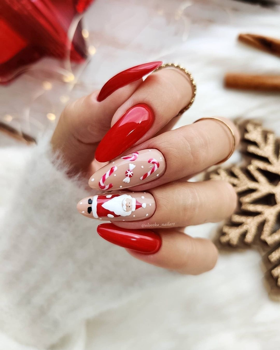 50 Christmas Nails Design Ideas for This Holiday Season - Hairstylery
